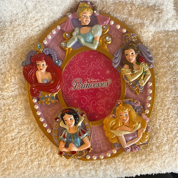 Disney | Accents | Disney Princess Resin Frame | Poshmark